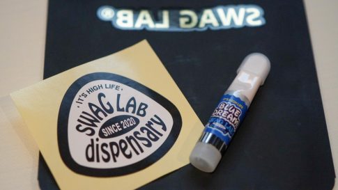 【THCH10％ HHCP5％体感レビュー】3分で平安が訪れる！SWAG LAB「THE BEACH」【PR】 - mugazine（むがじん）